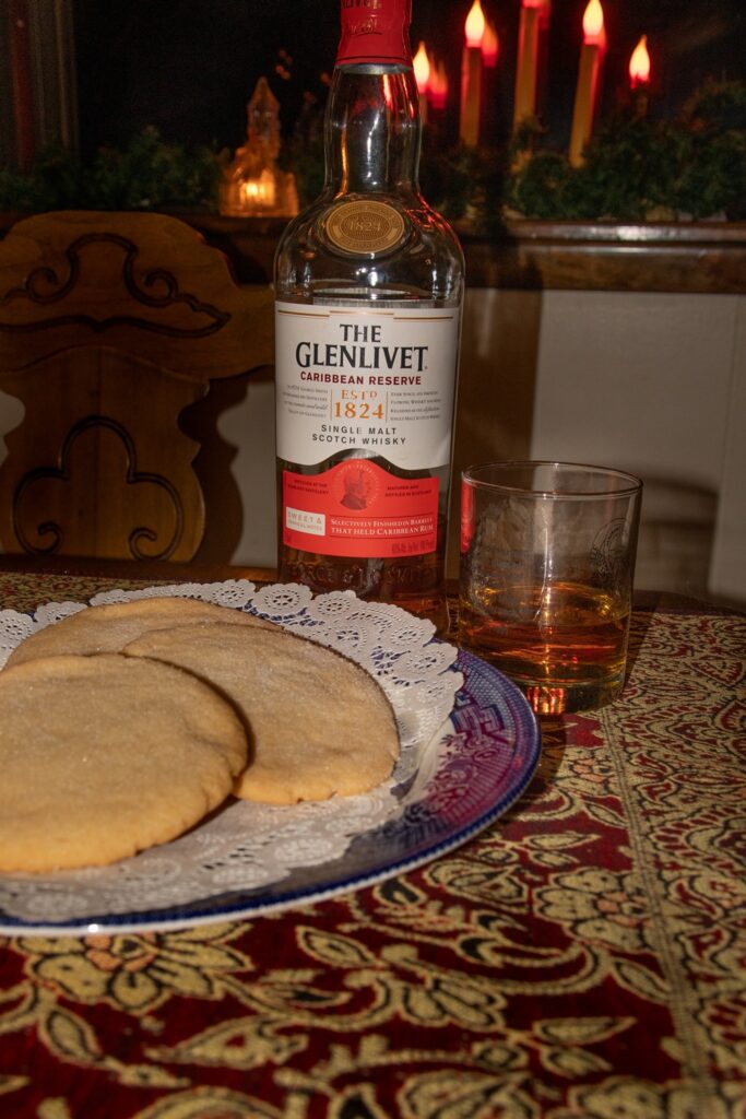 A Wee pick me up for Santa! | Photographic Society of Northwest Arkansas